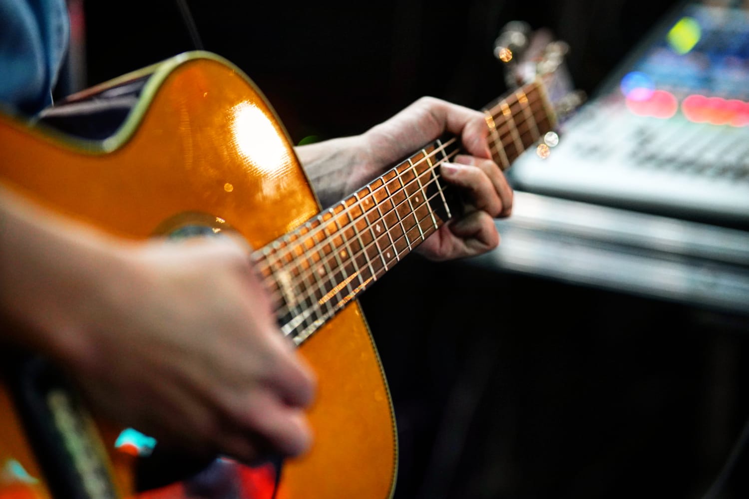 Monday's Live Music Schedule - Cavern Club